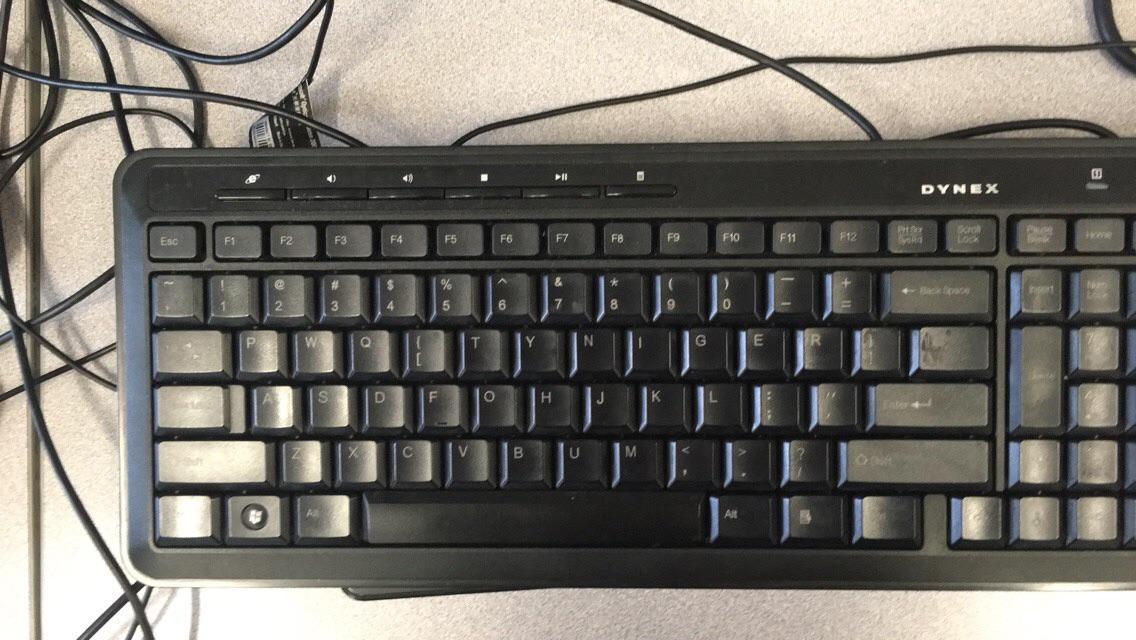This keyboard in my business class | Scrolller