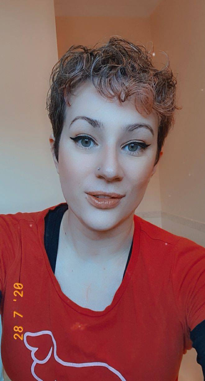 This pixie cut is making me feel extra cute! | Scrolller