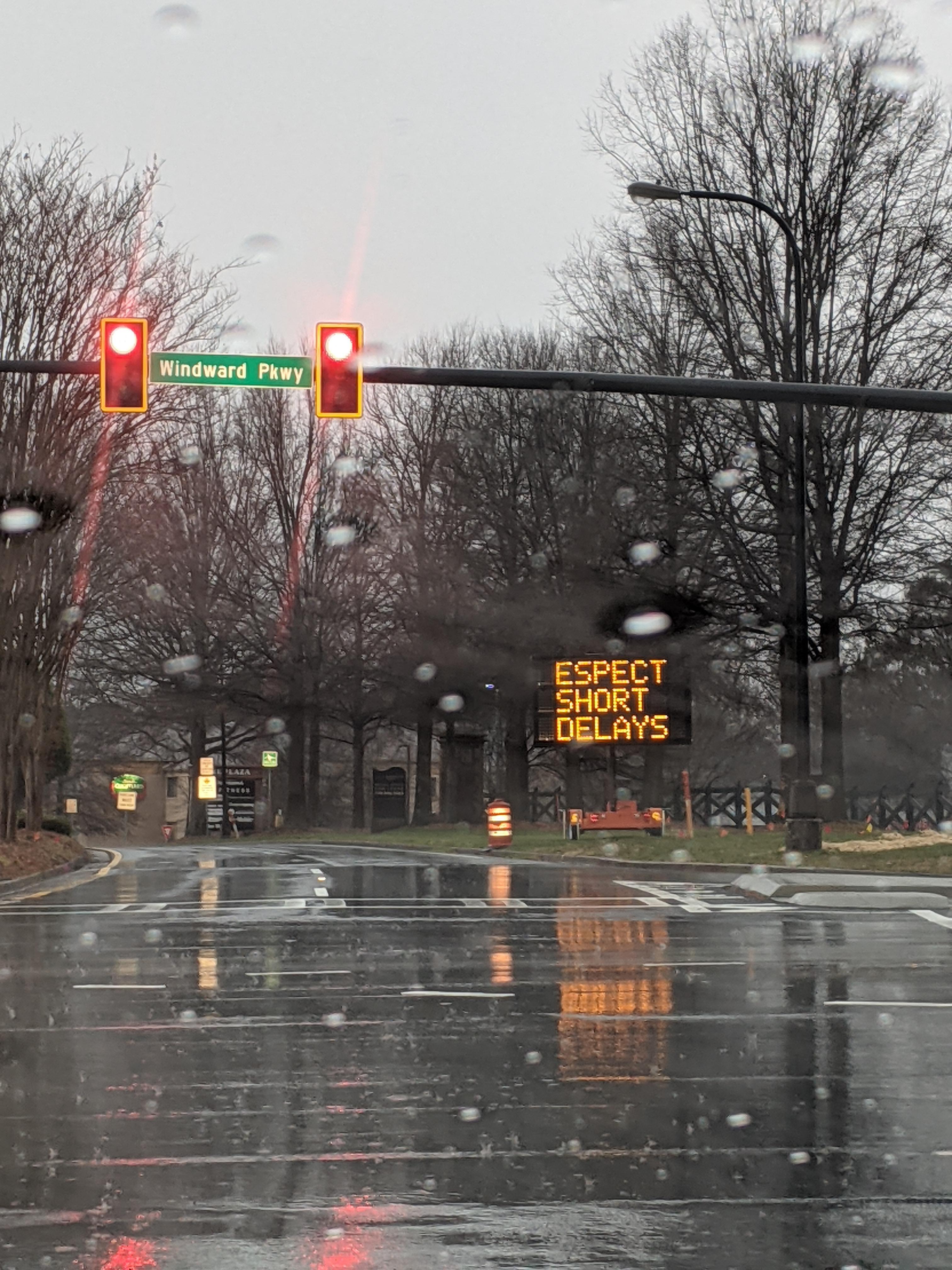 This sign sure did get my attention. | Scrolller