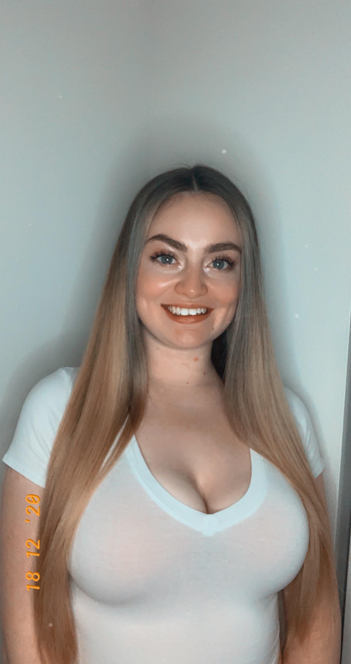 😘 this smile is so genuine | Scrolller