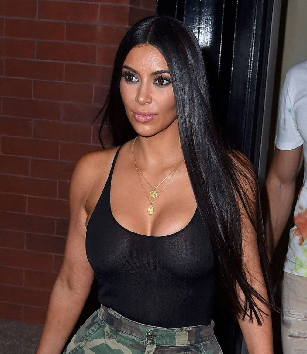 Those big melons, Kim is the best !! | Scrolller