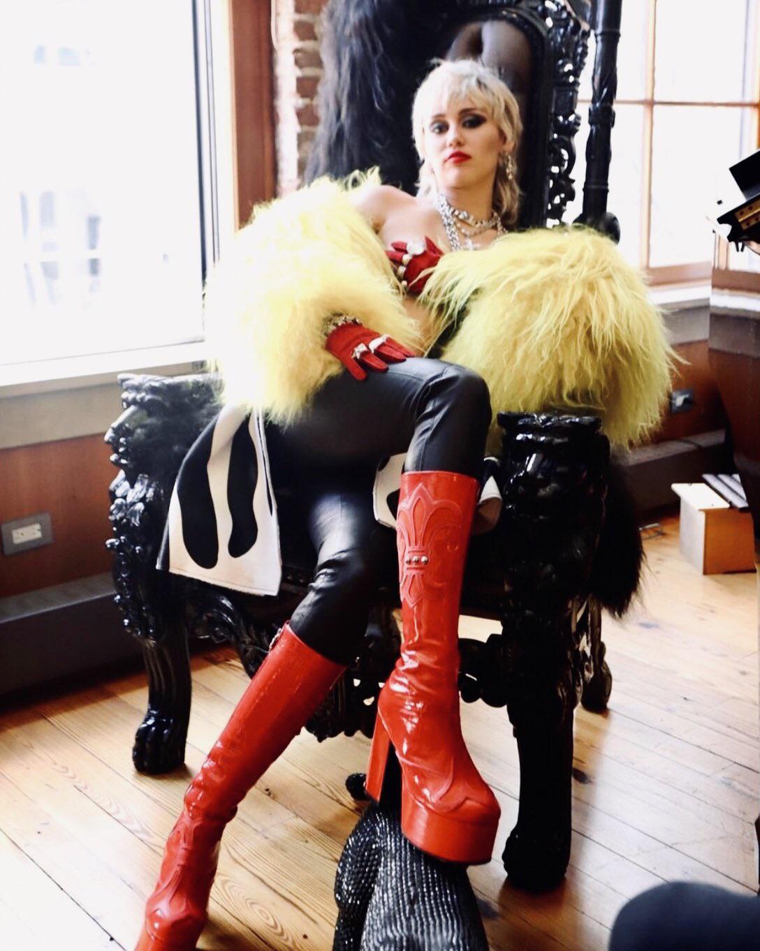 Those boots are made for | Scrolller