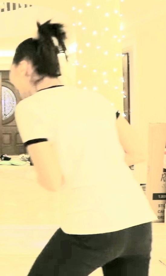 those cheeks | Scrolller