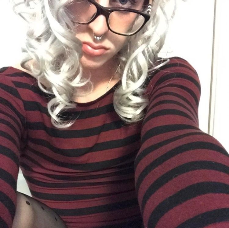 Thought I'd pop in :P | Scrolller