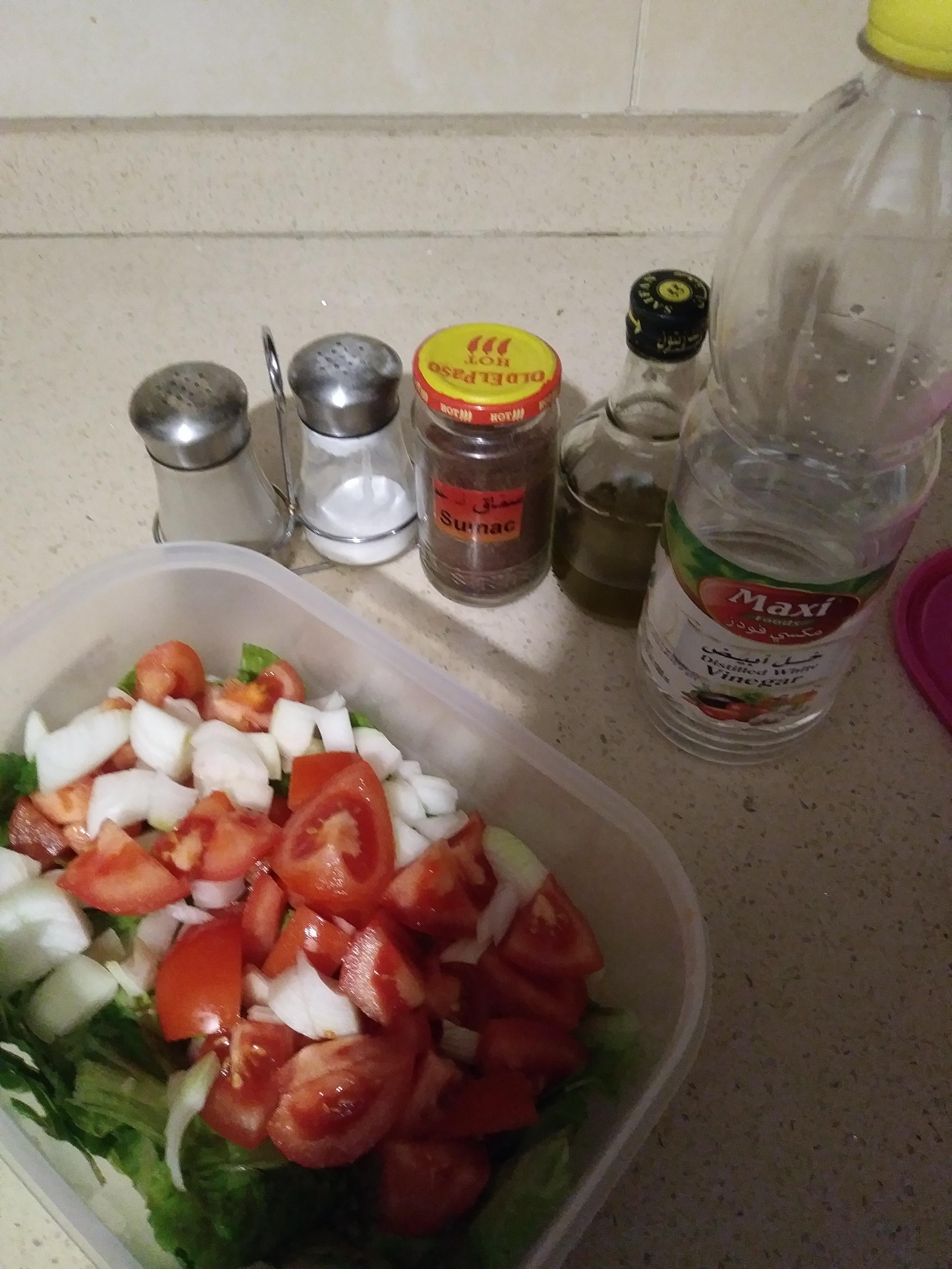 Three Ingredient Salad with Dressing (takes 20m to make) | Scrolller