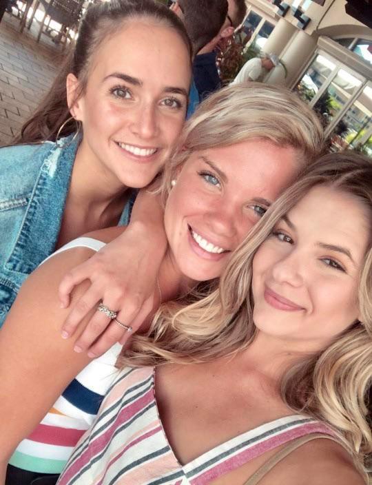 Three welcoming faces | Scrolller