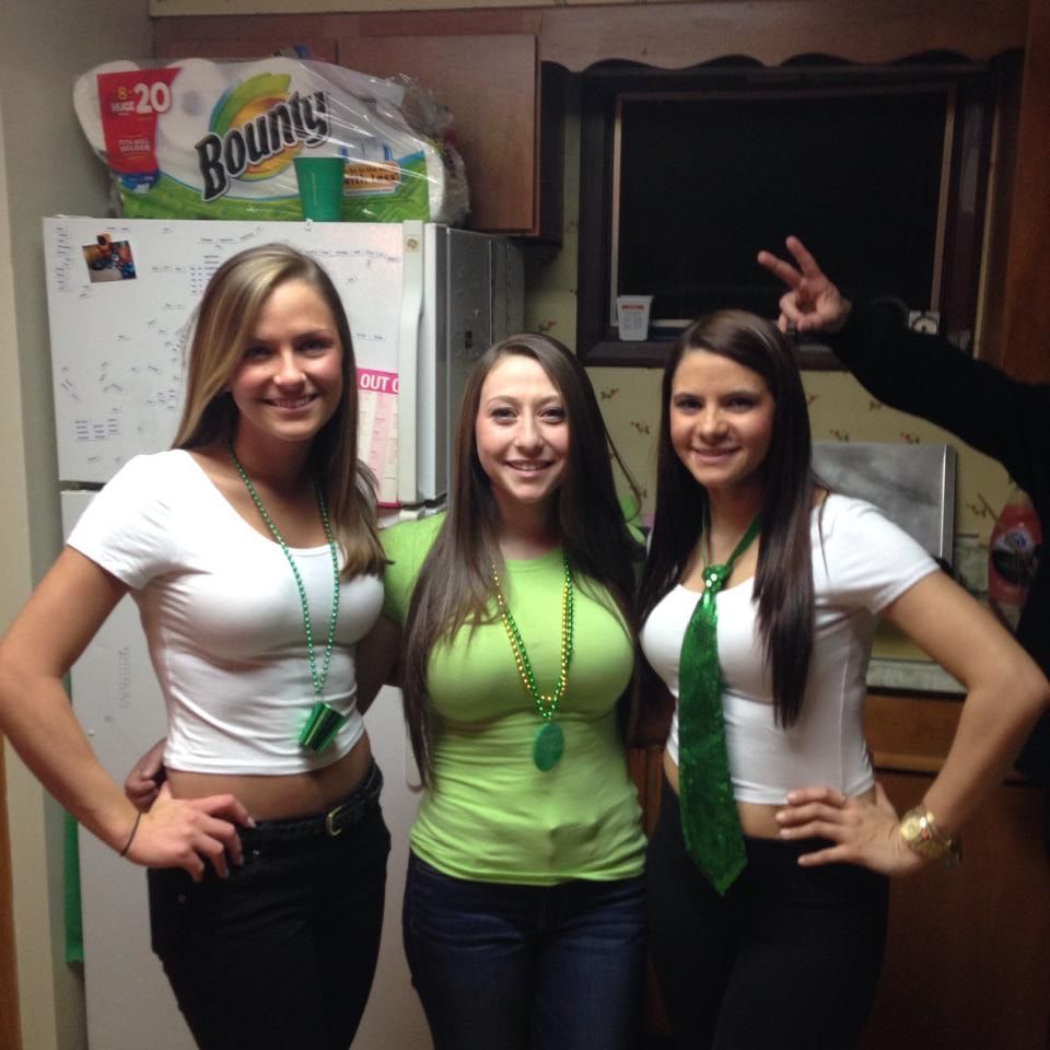 Threesome Scrolller