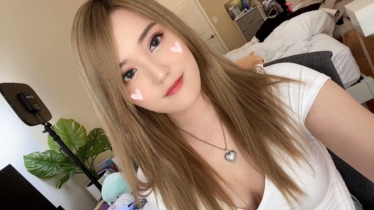 Throwback to Blonde Kimi