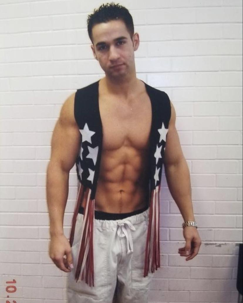 Throwback to Mike's stripper days | Scrolller