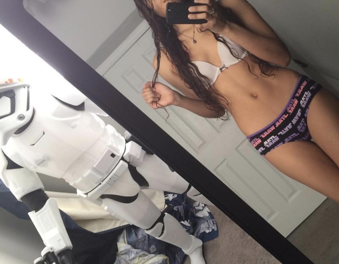 Throwback to when I was smashing droids [f] | Scrolller