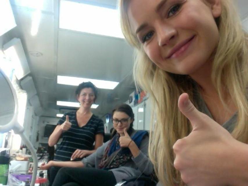 Thumbs up | Scrolller