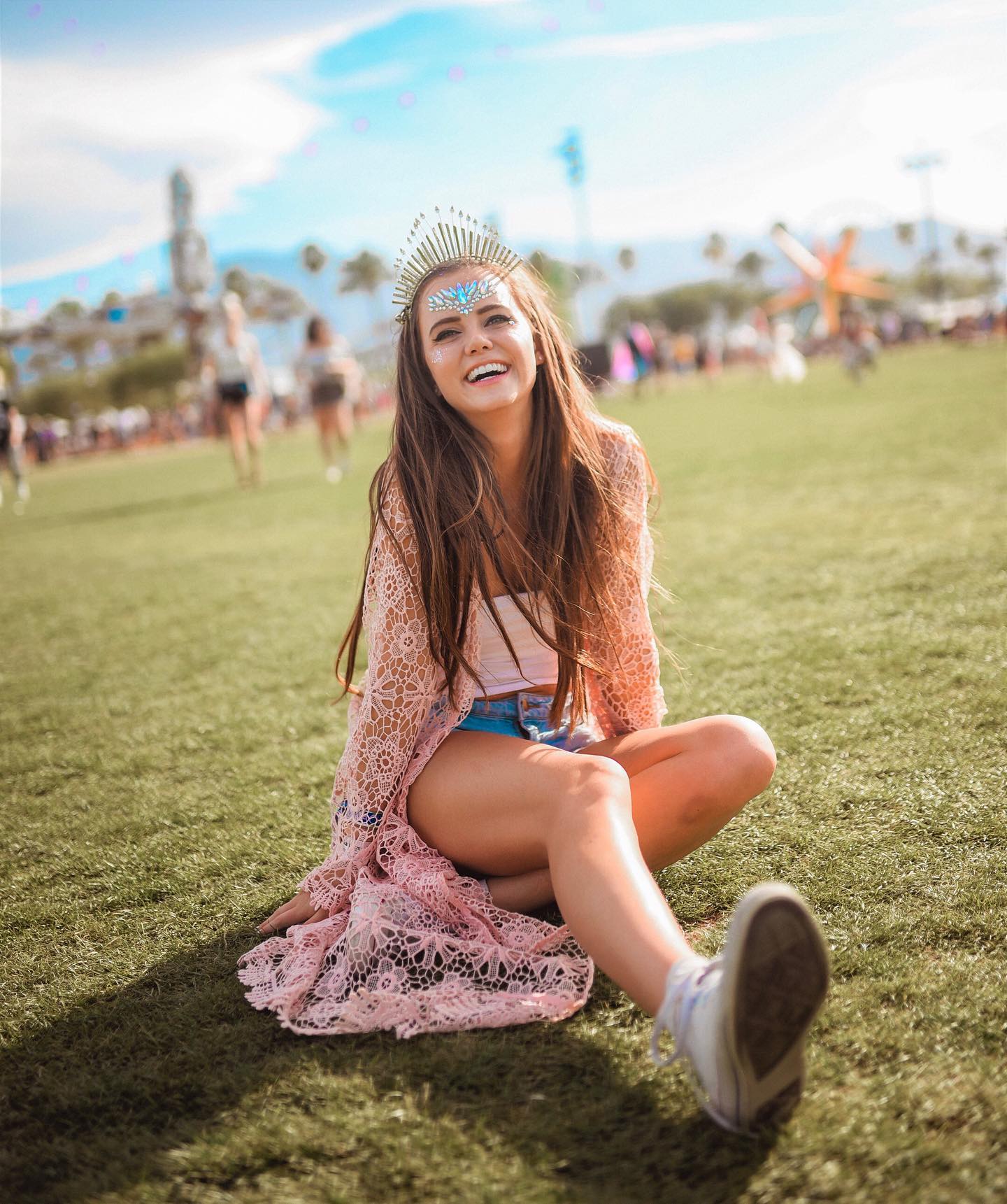 Tiffany 2019-05-08 | Scrolller