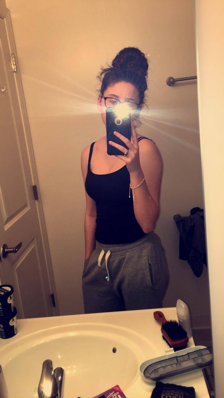 Tight top, loose sweats, messy bun | Scrolller