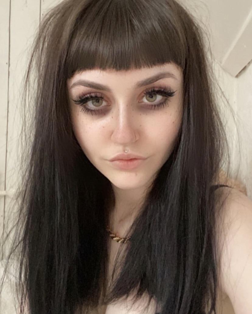 tim burton vibes | Scrolller