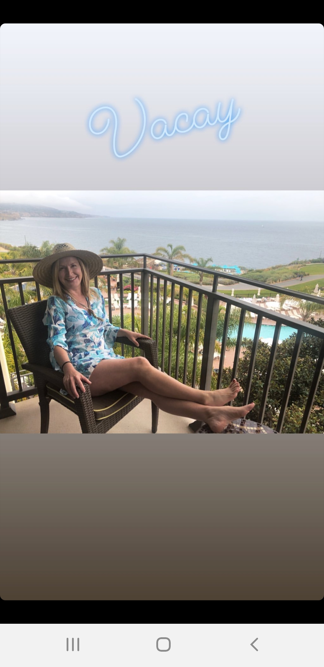 Time for a foot massage. | Scrolller