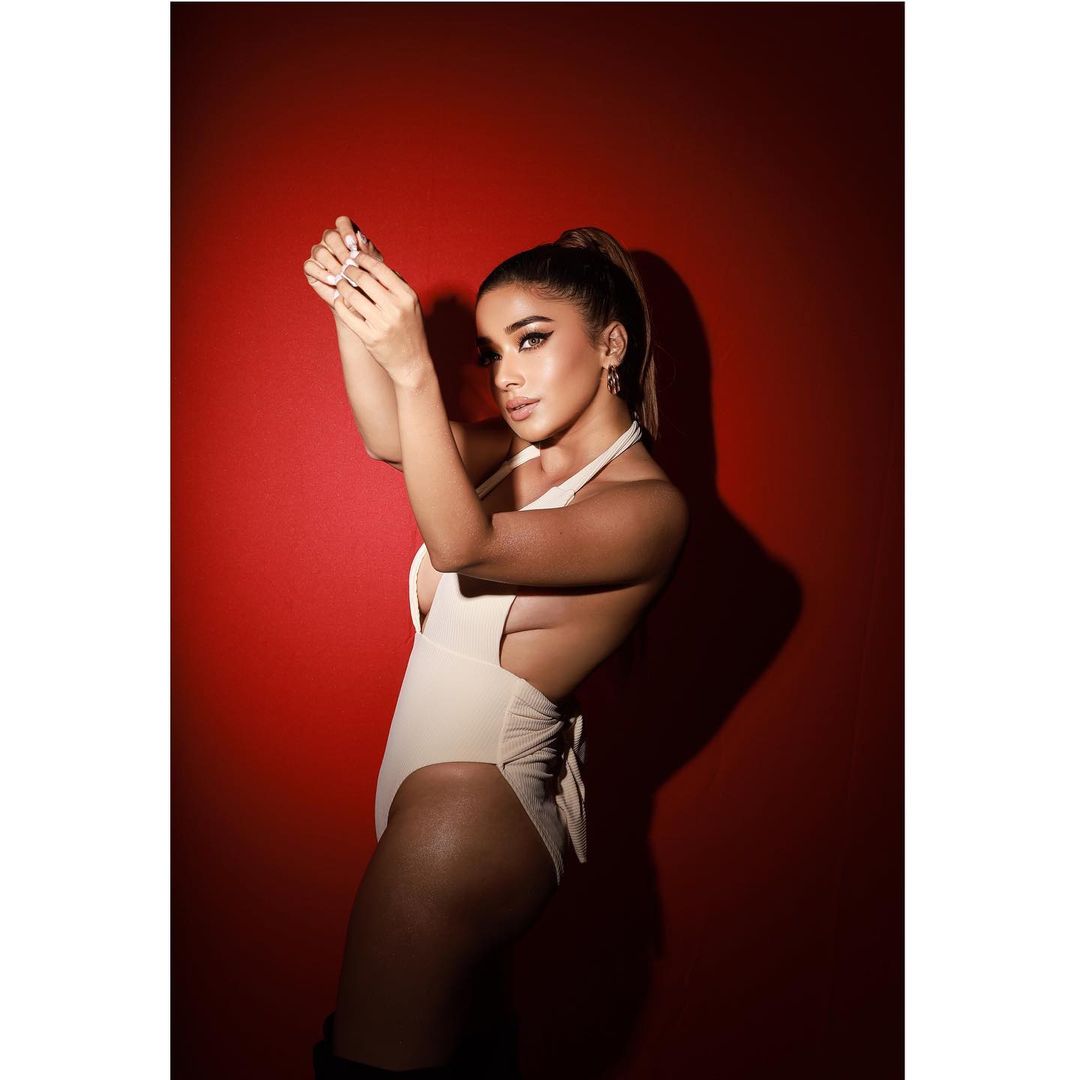 Tina Datta- A bahu turned into Slutty Diva | Scrolller