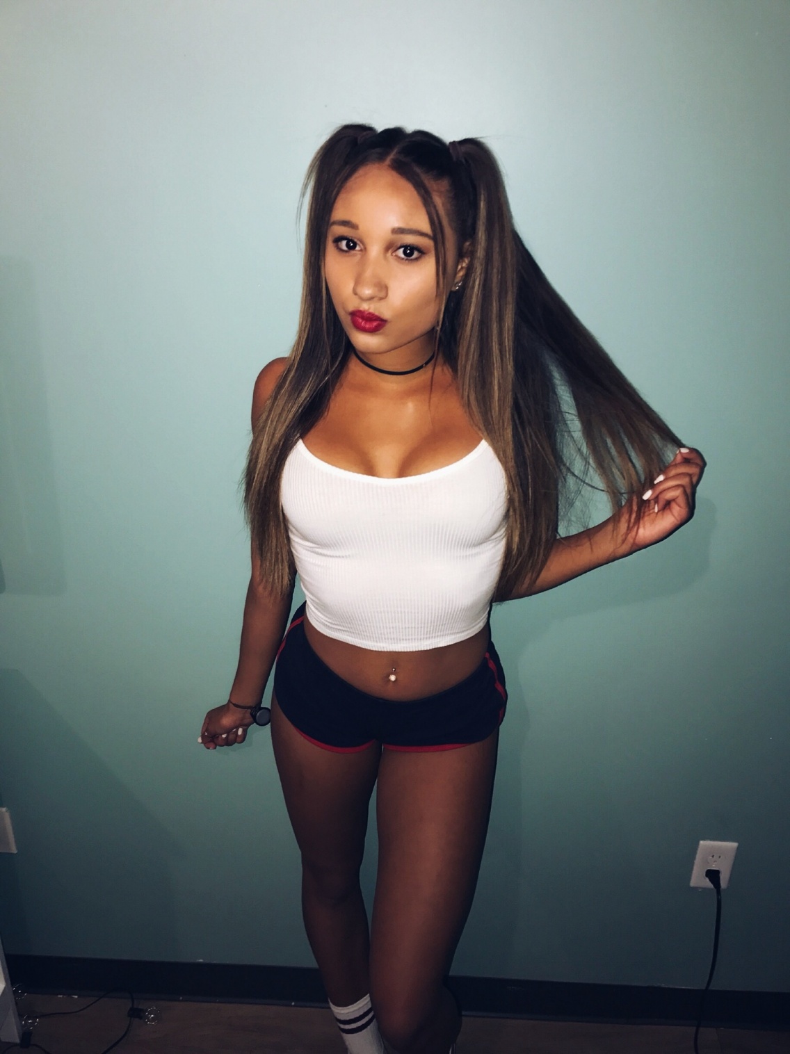 Tiny Package | Scrolller