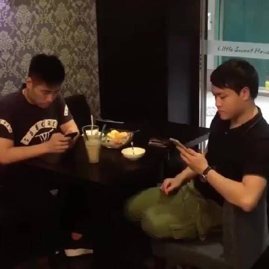 To bad they couldn't pay with change | Scrolller