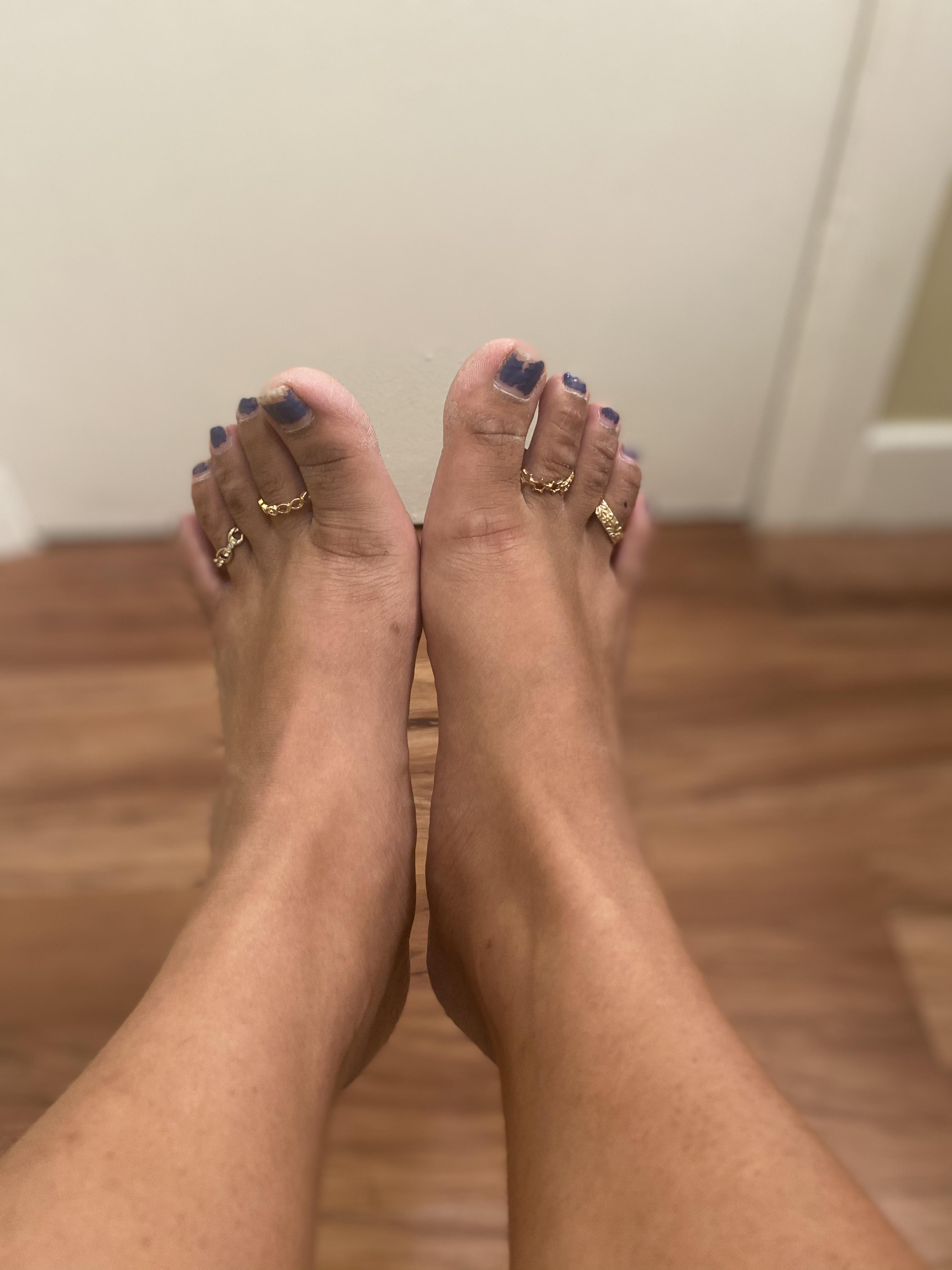 Toe rings! | Scrolller