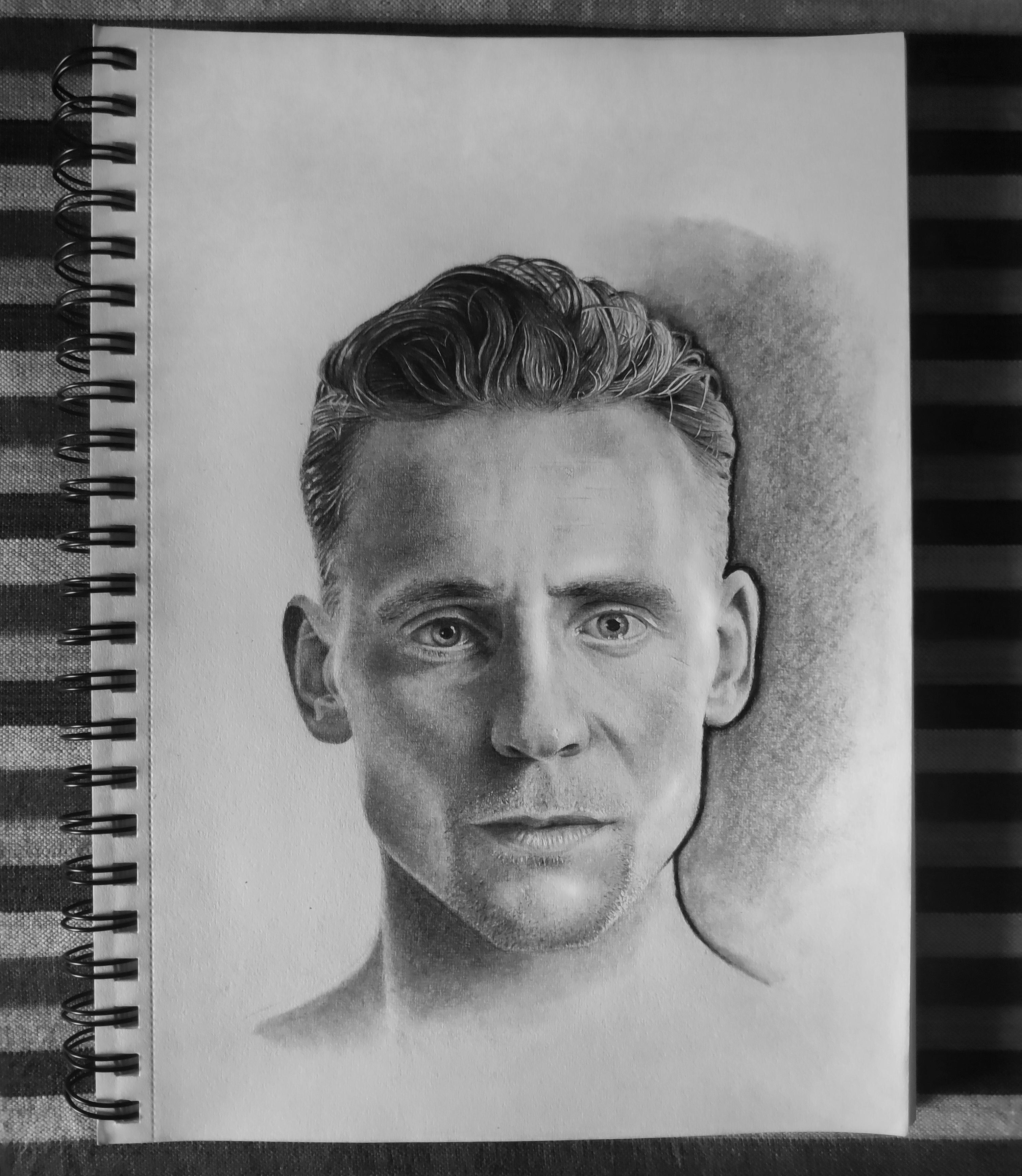 Tom Hiddleston, Me, Charcoal, 2020 | Scrolller