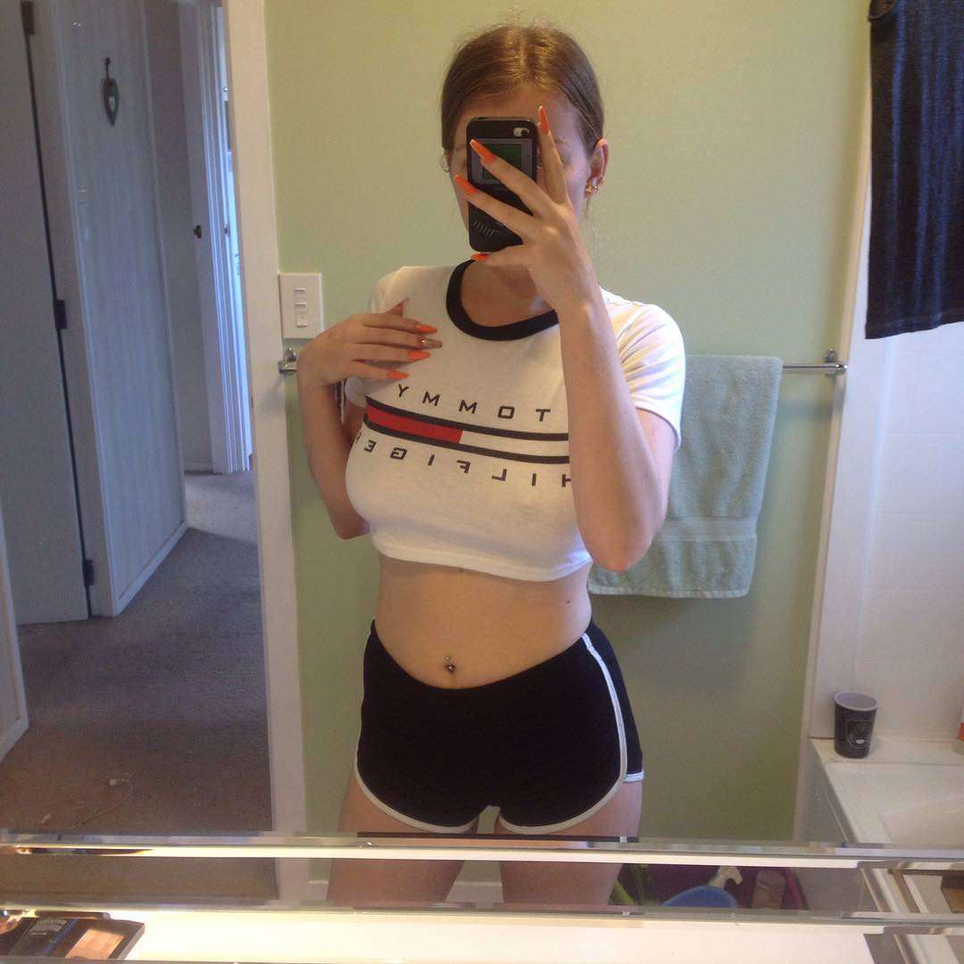 Tommy Hilfiger | Scrolller