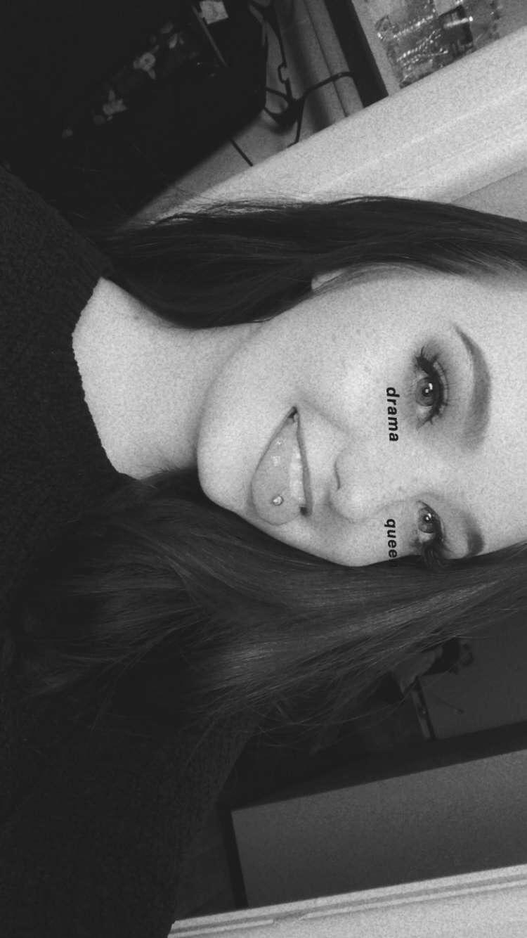 Tongue ring 💗 | Scrolller