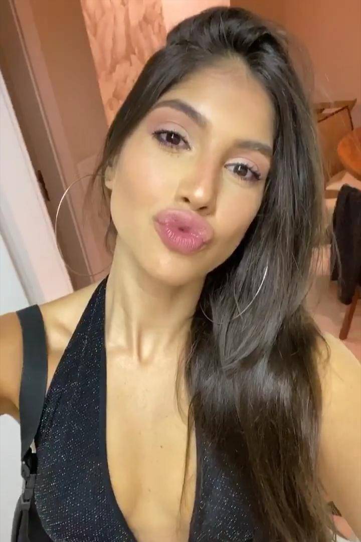 Too much? | Scrolller