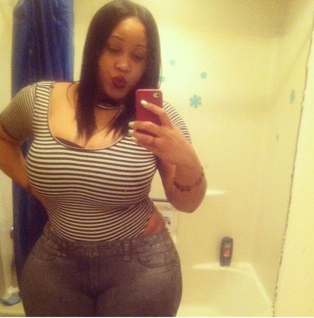 Top and bottom heavy! | Scrolller