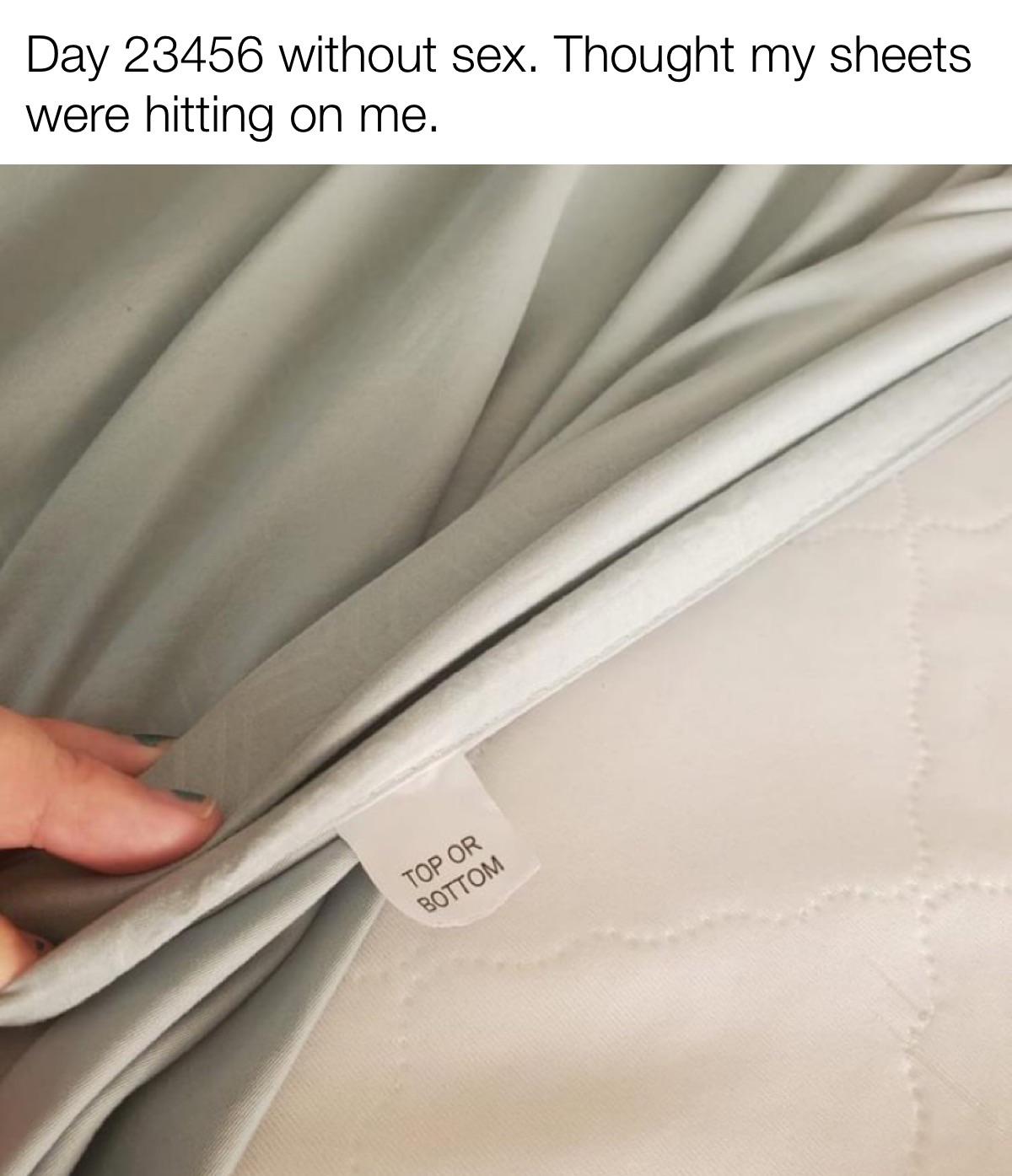 Top or bottom? | Scrolller