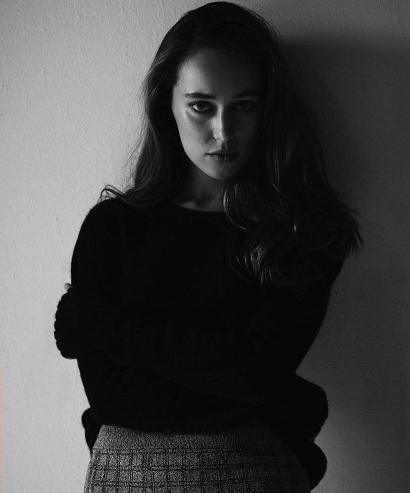 Totally in love with Alyica Debnam-Carey | Scrolller