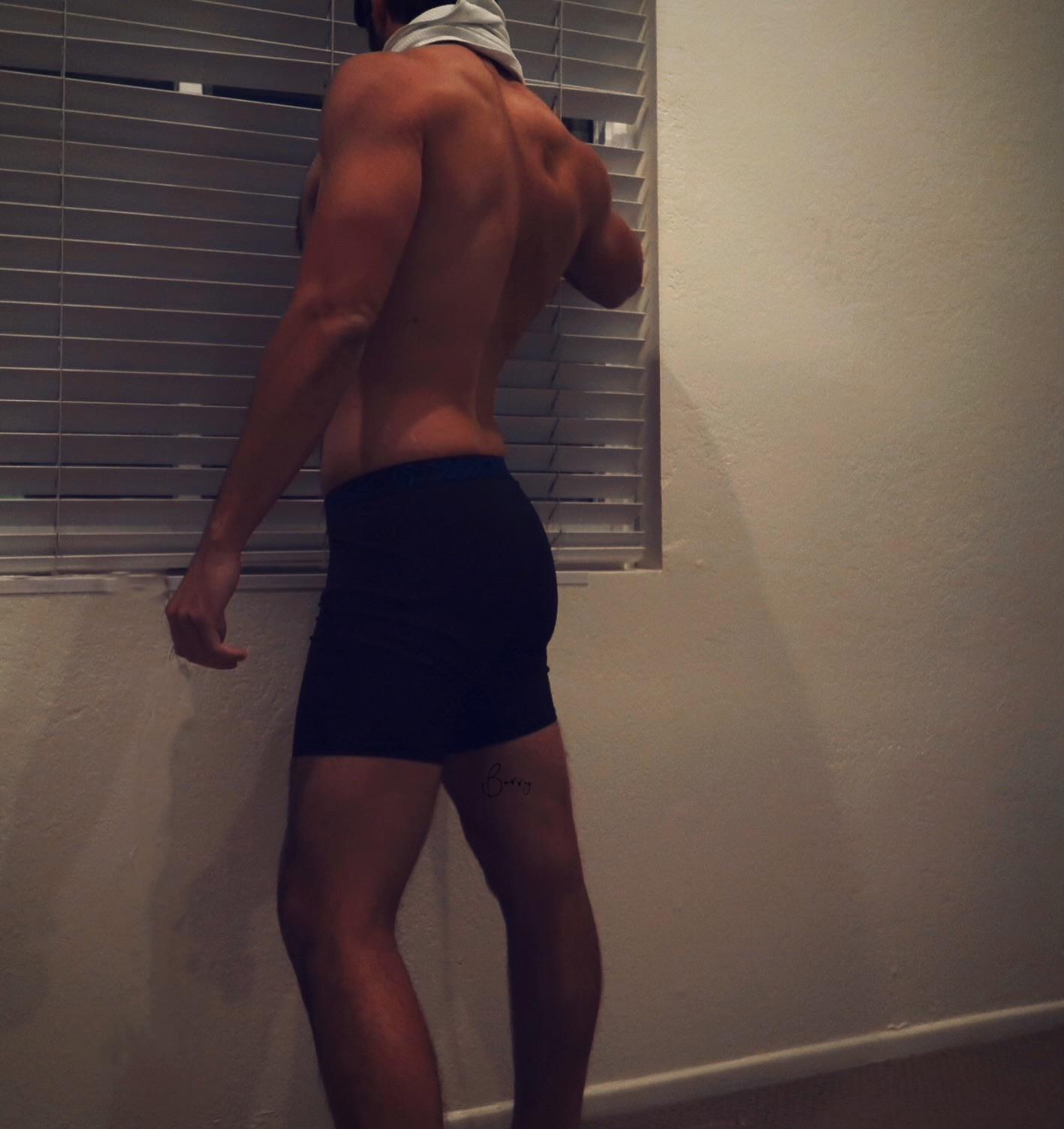 totally not, anticipating your arrival | Scrolller