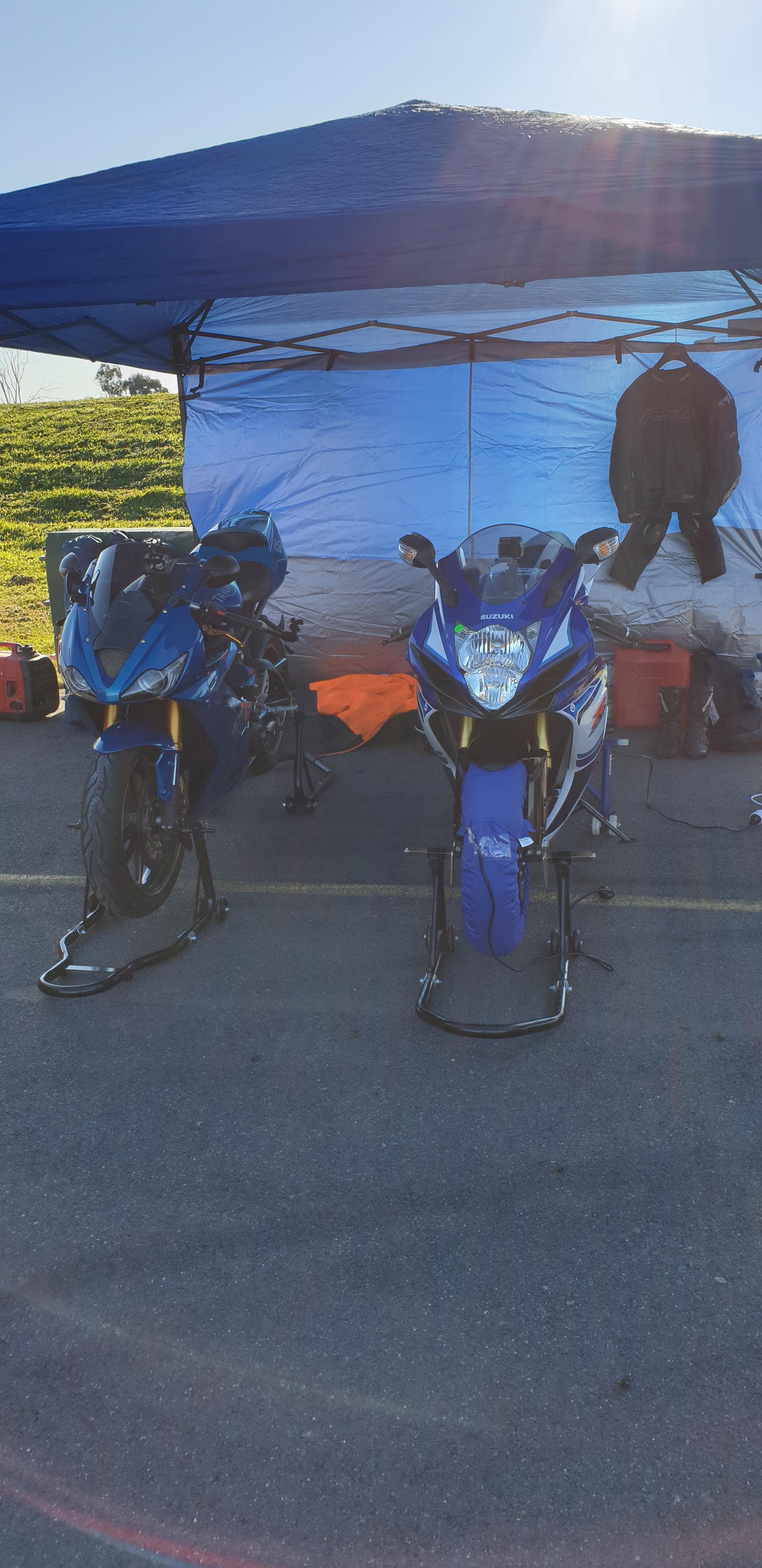 Track days, who doesn't love em. | Scrolller