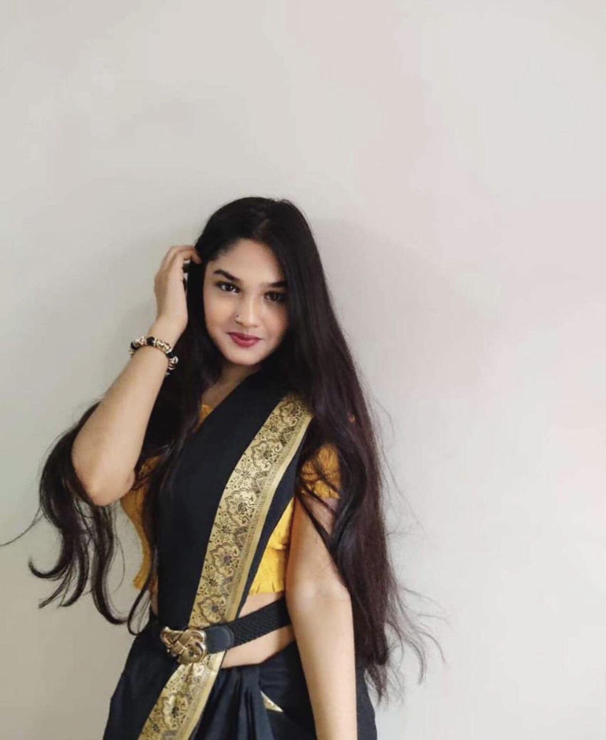 Who wants her ? 😉🔥😋 | Scrolller