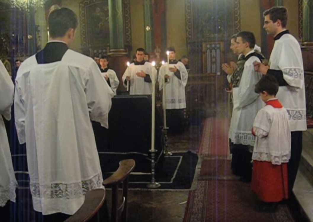 Tradwave this Requiem for Louis XVI | Scrolller