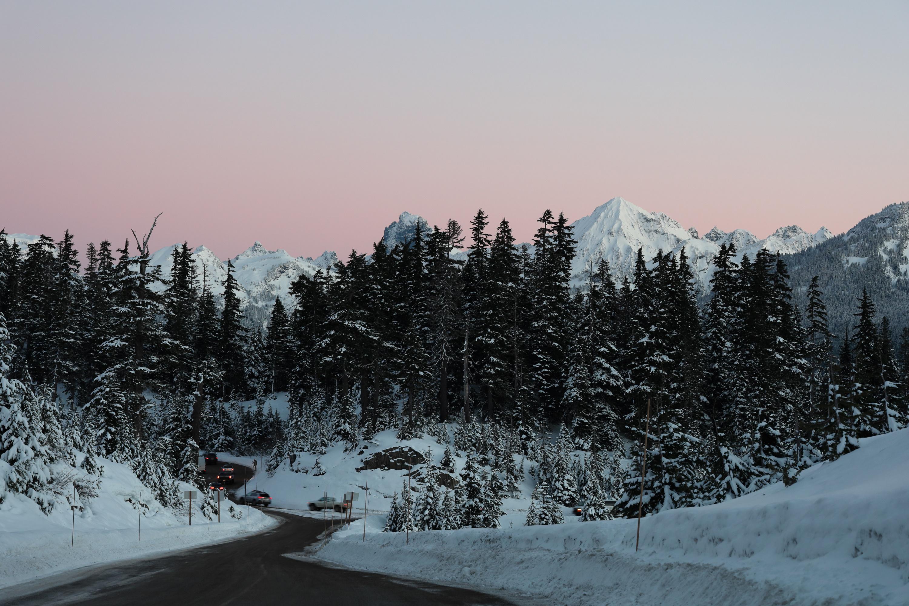 Traffic going to Mt. Baker ski area, 7:40 AM [3000x2000] [OC] | Scrolller