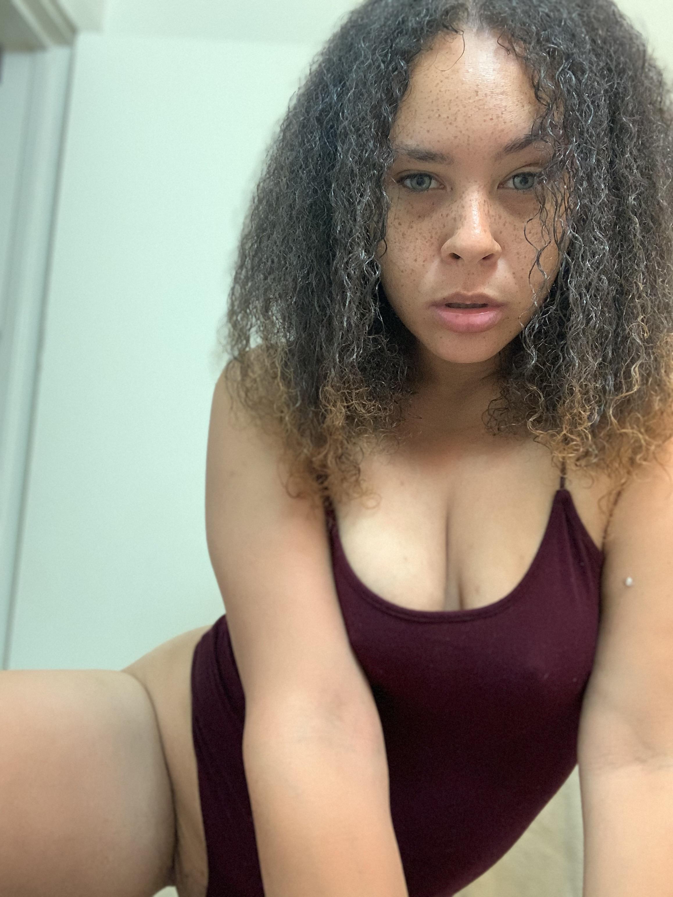 Train me daddy | Scrolller