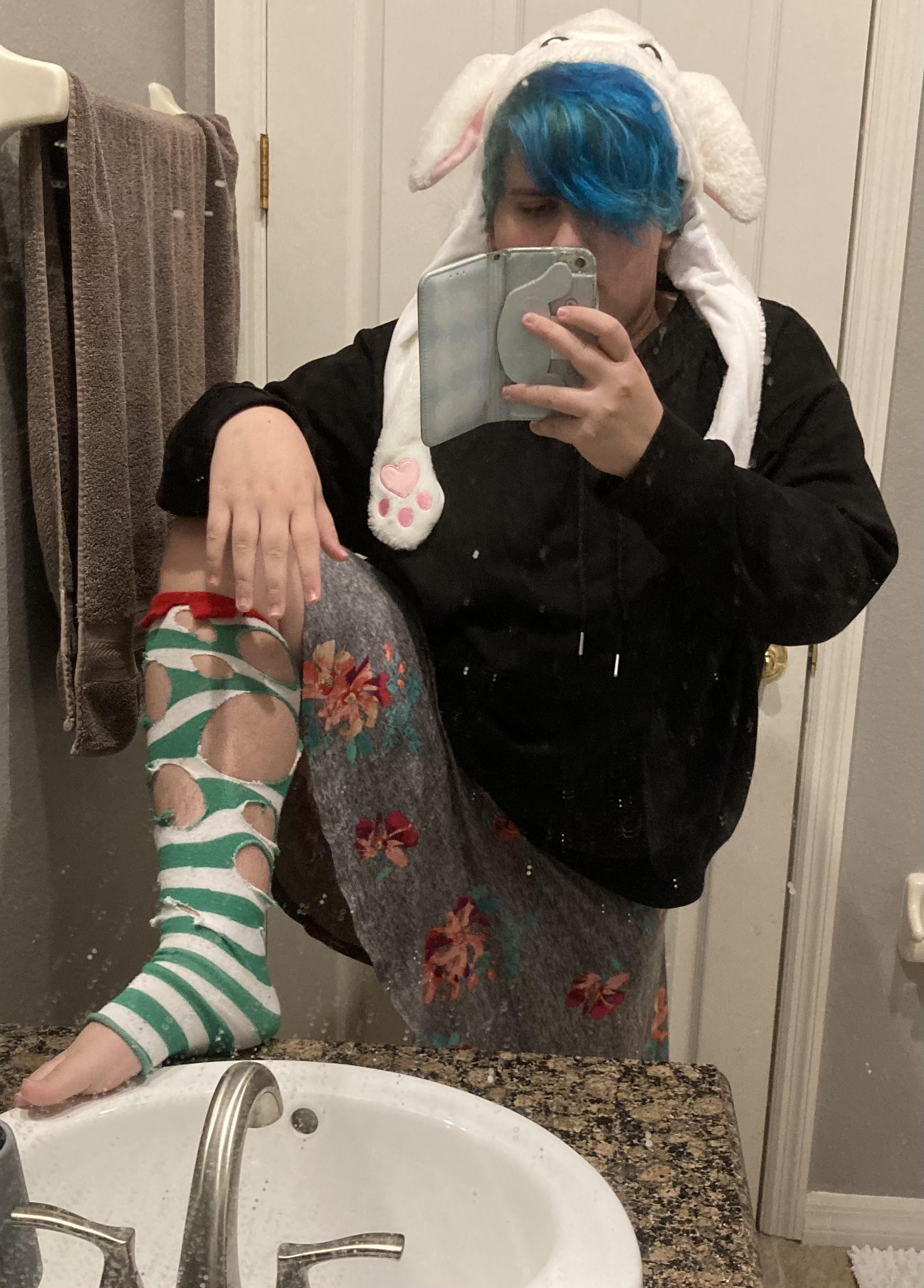 trans/genderfluid femboy :0 | Scrolller