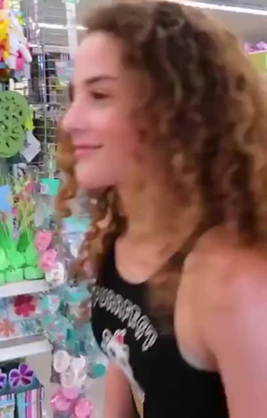 Flexi prank | Scrolller