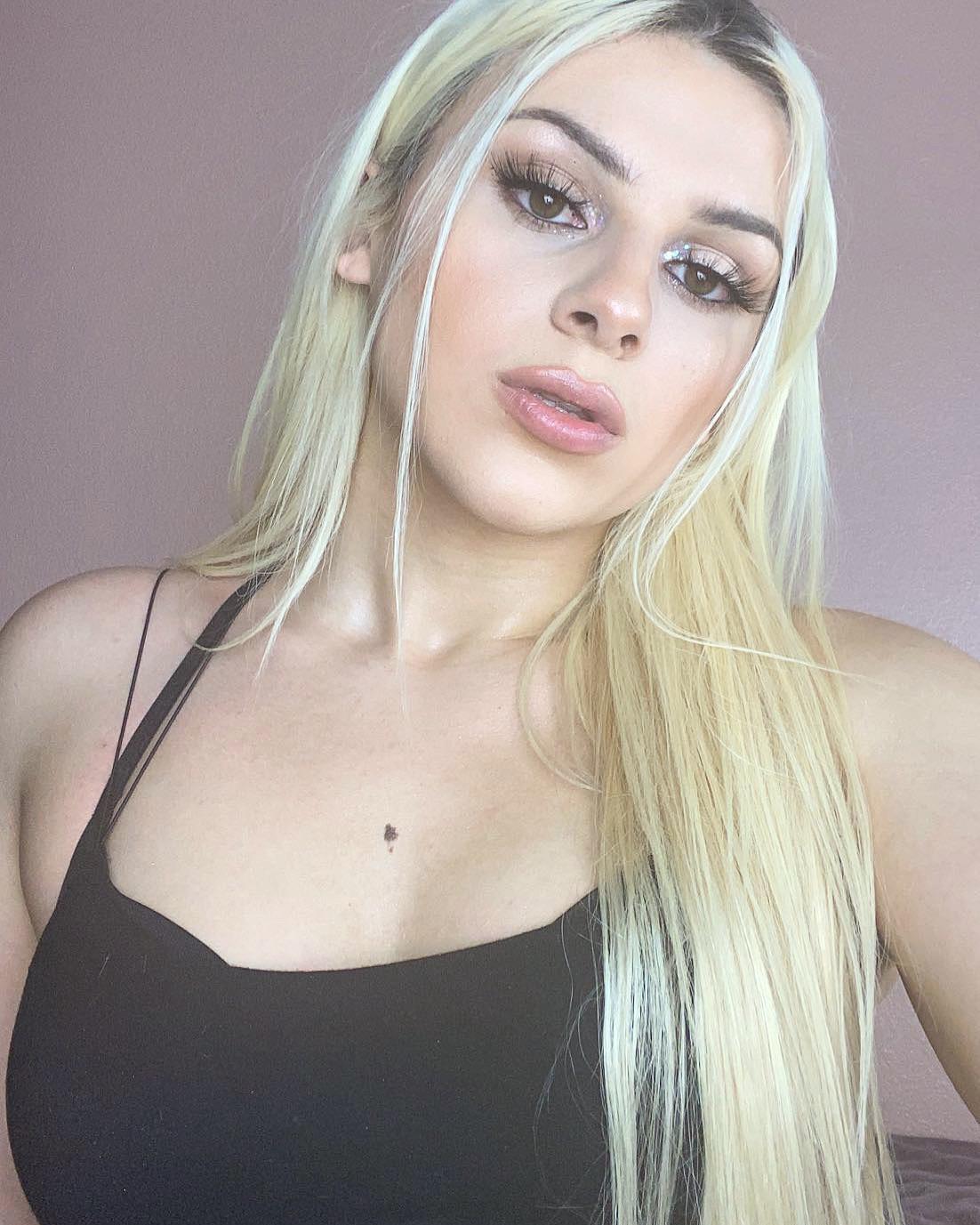 Trapping men left & right | Scrolller