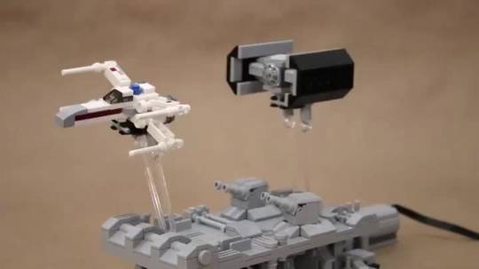 Trench Run kinetic sculpture | Scrolller