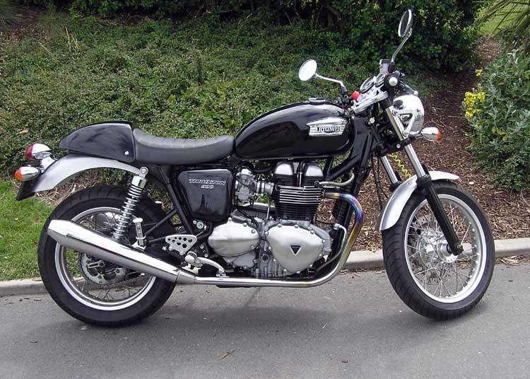 Triumph Thruxton | Scrolller