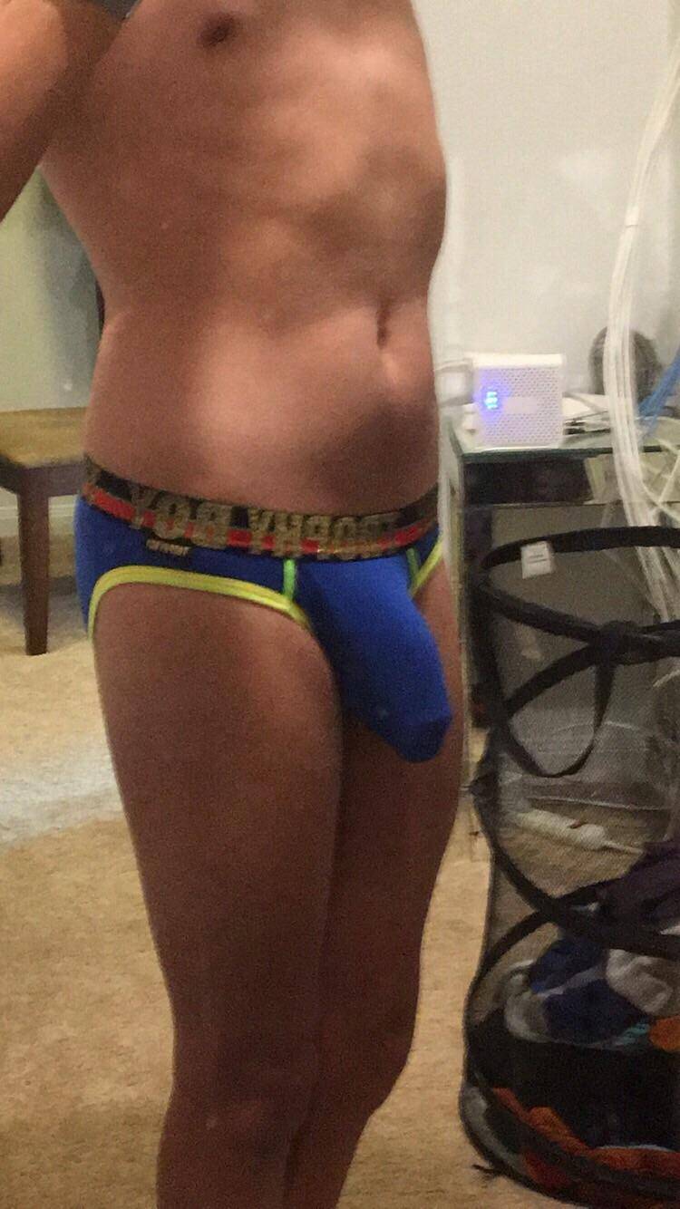 Trophy Boy | Scrolller