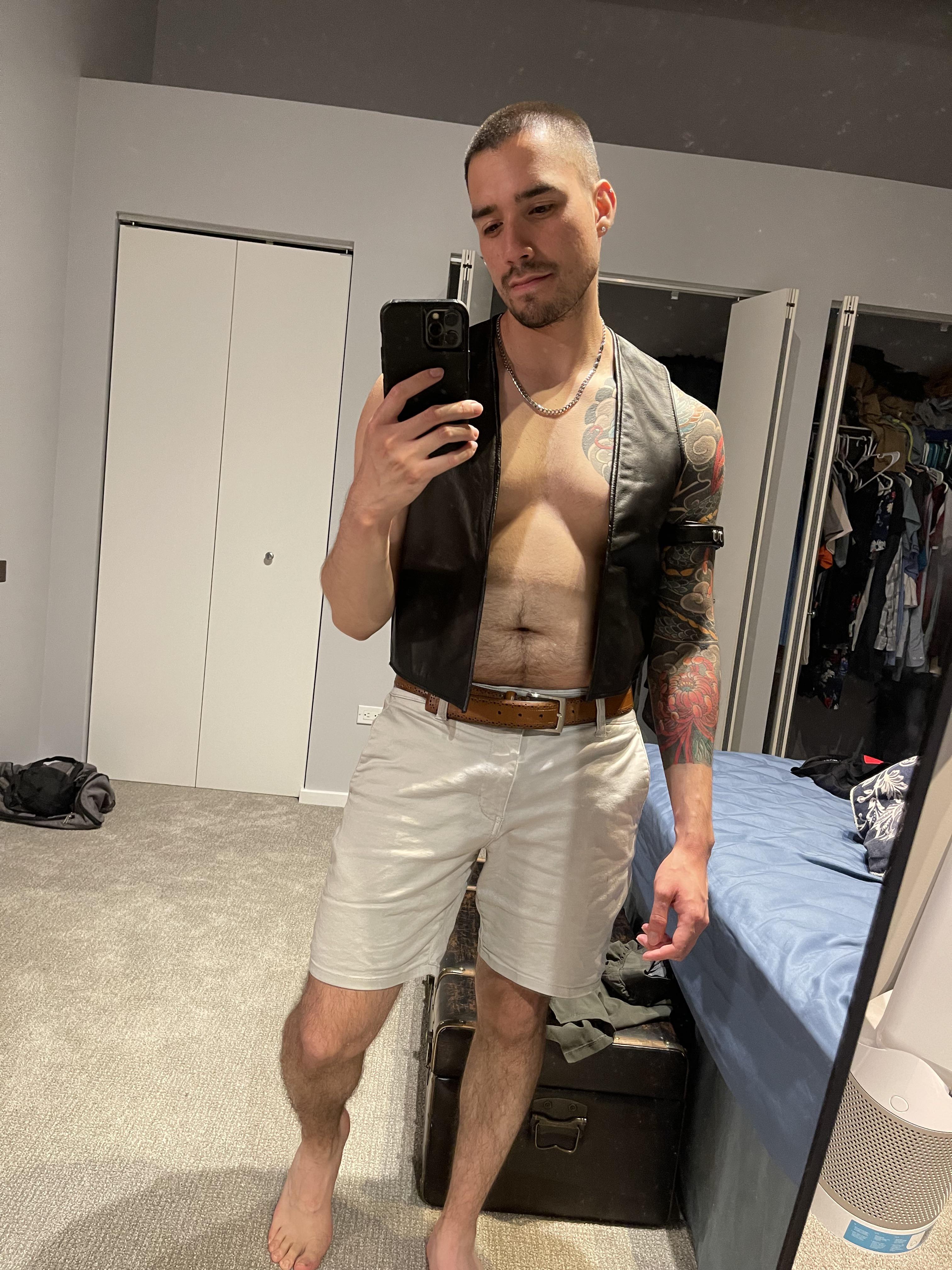 Trying some new leather for hump day 😈 | Scrolller