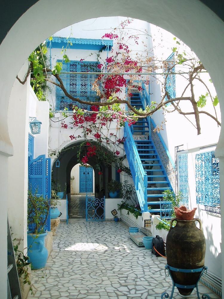 Tunisian Courtyard | Scrolller
