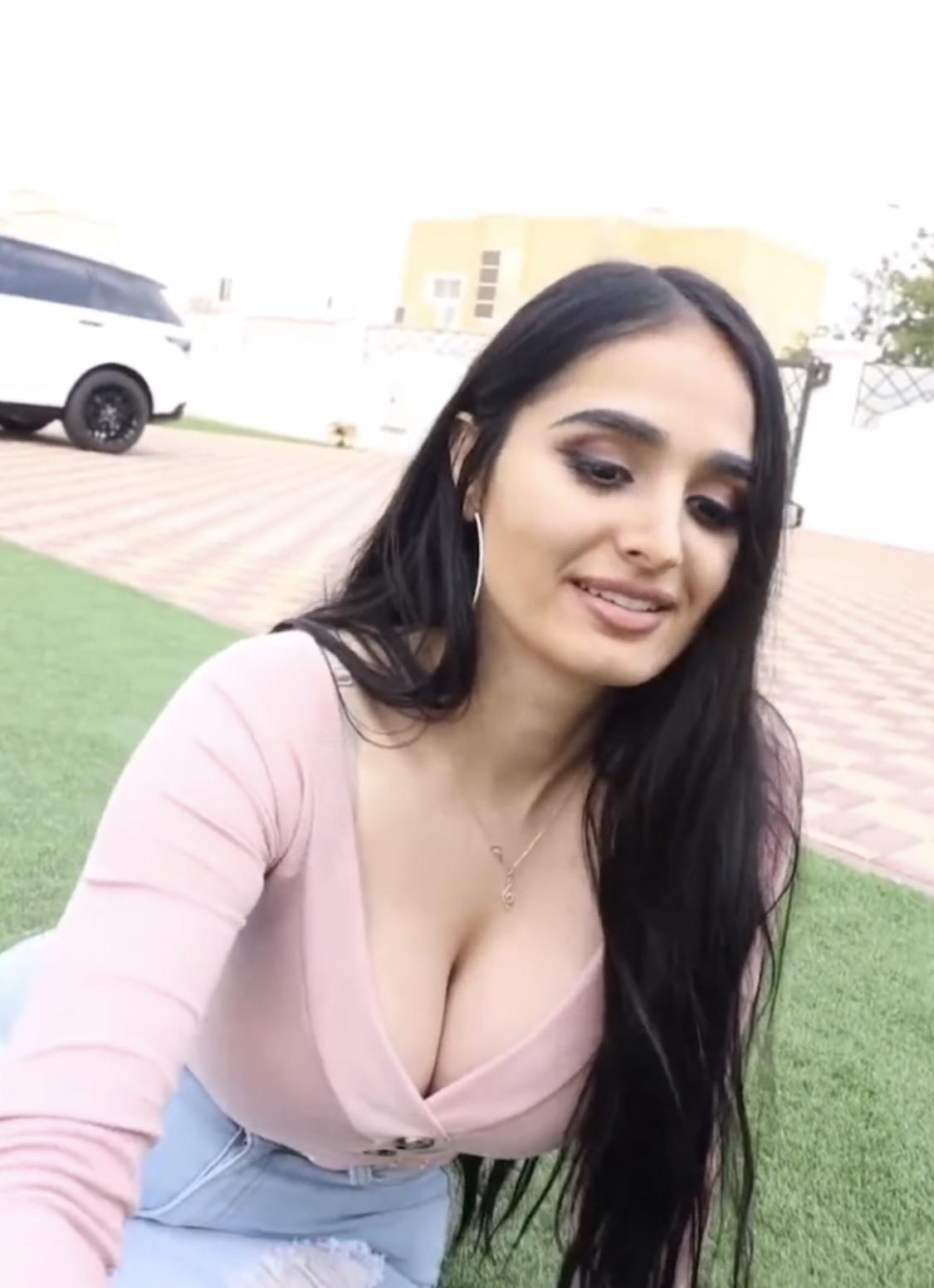 Turns me on every time | Scrolller