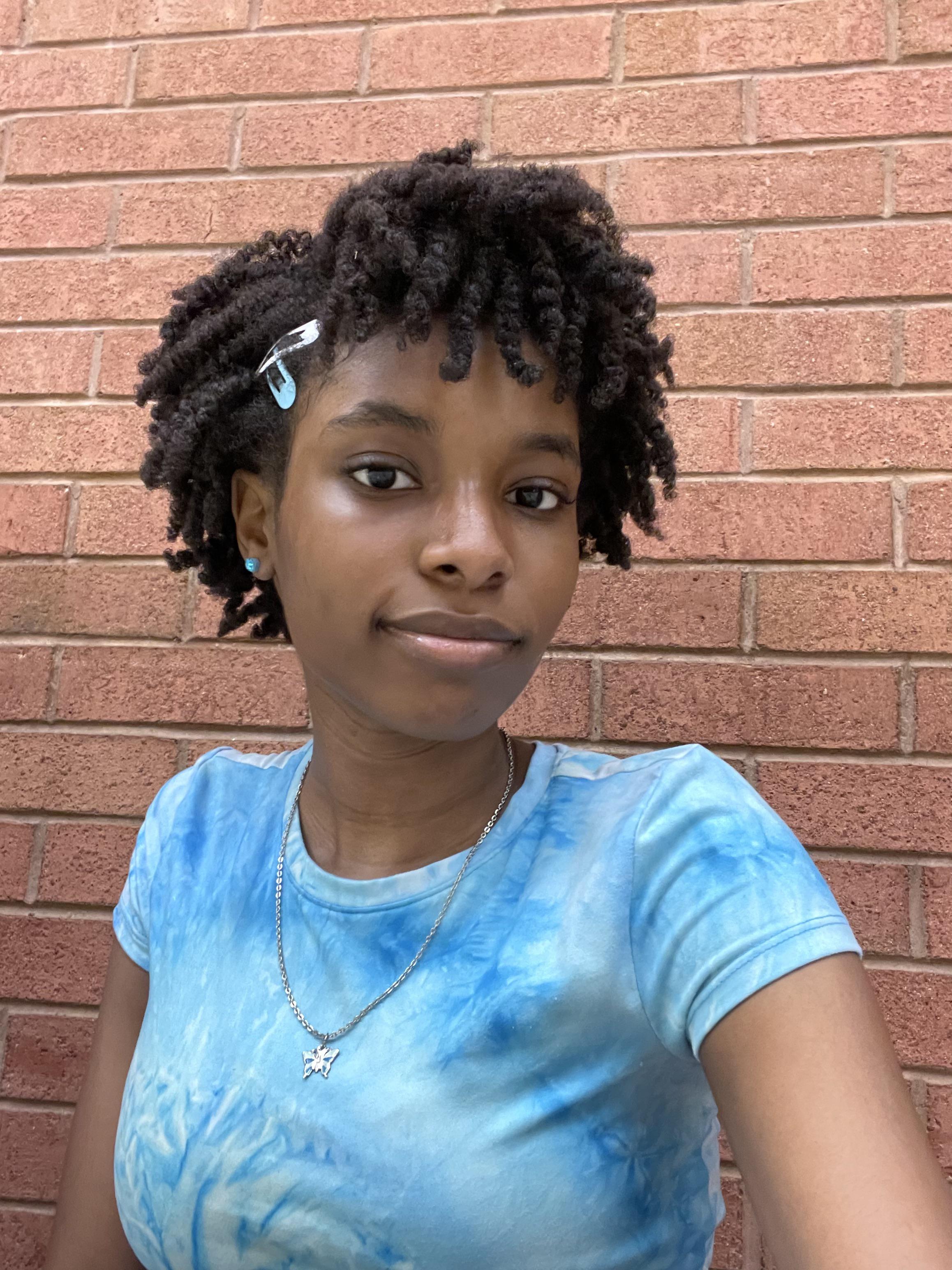 Twist out 🦋 | Scrolller