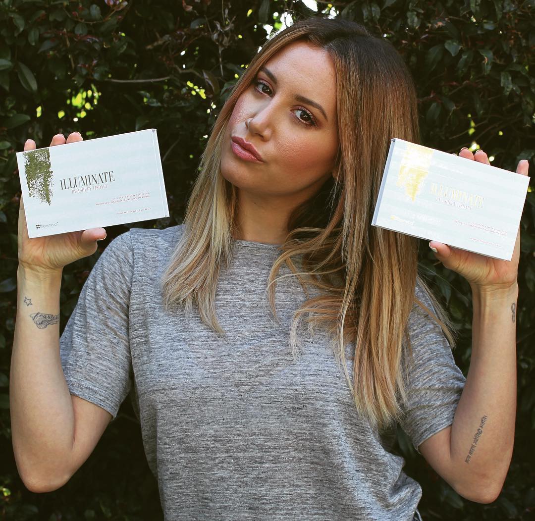 Two cards | Scrolller