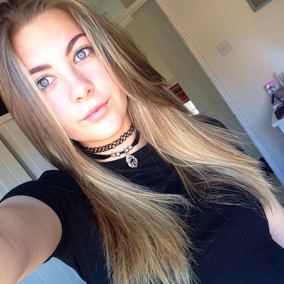 Two Chokers | Scrolller