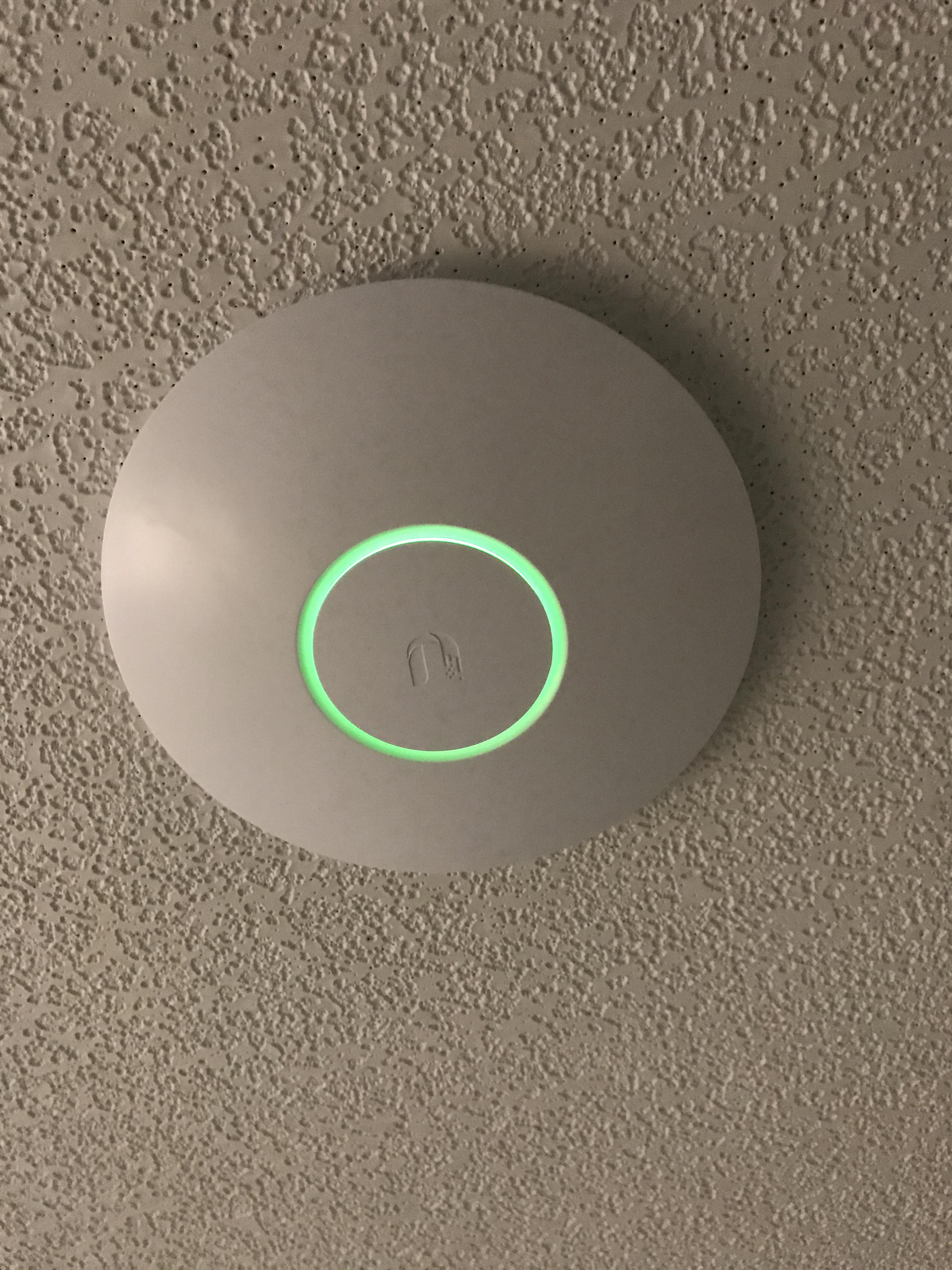 Ubiquiti Unifi Access Point | Scrolller