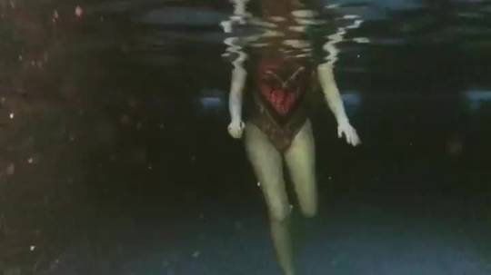 underwater | Scrolller